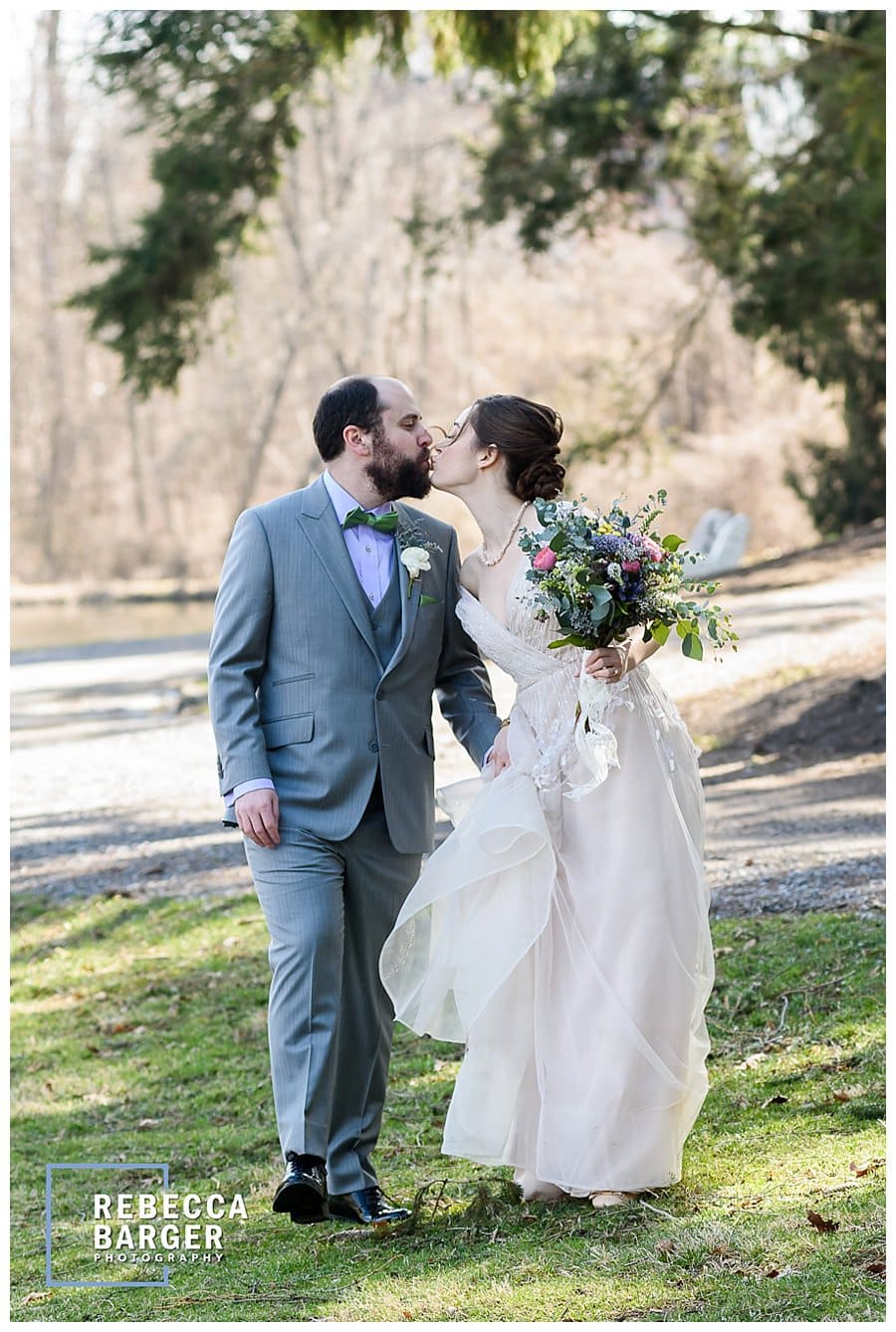 Hudson Valley Wedding, Vassar Chapel, NY - Rebecca Barger Photography